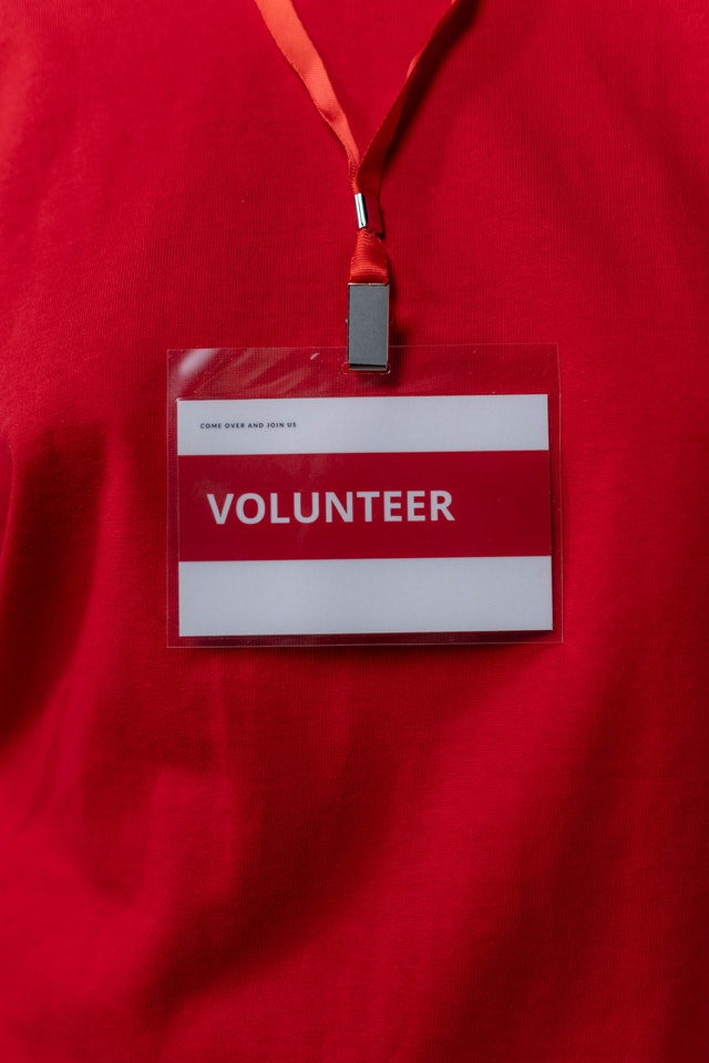 Encouraging Volunteerism in Your Children - Find Your Flourish!